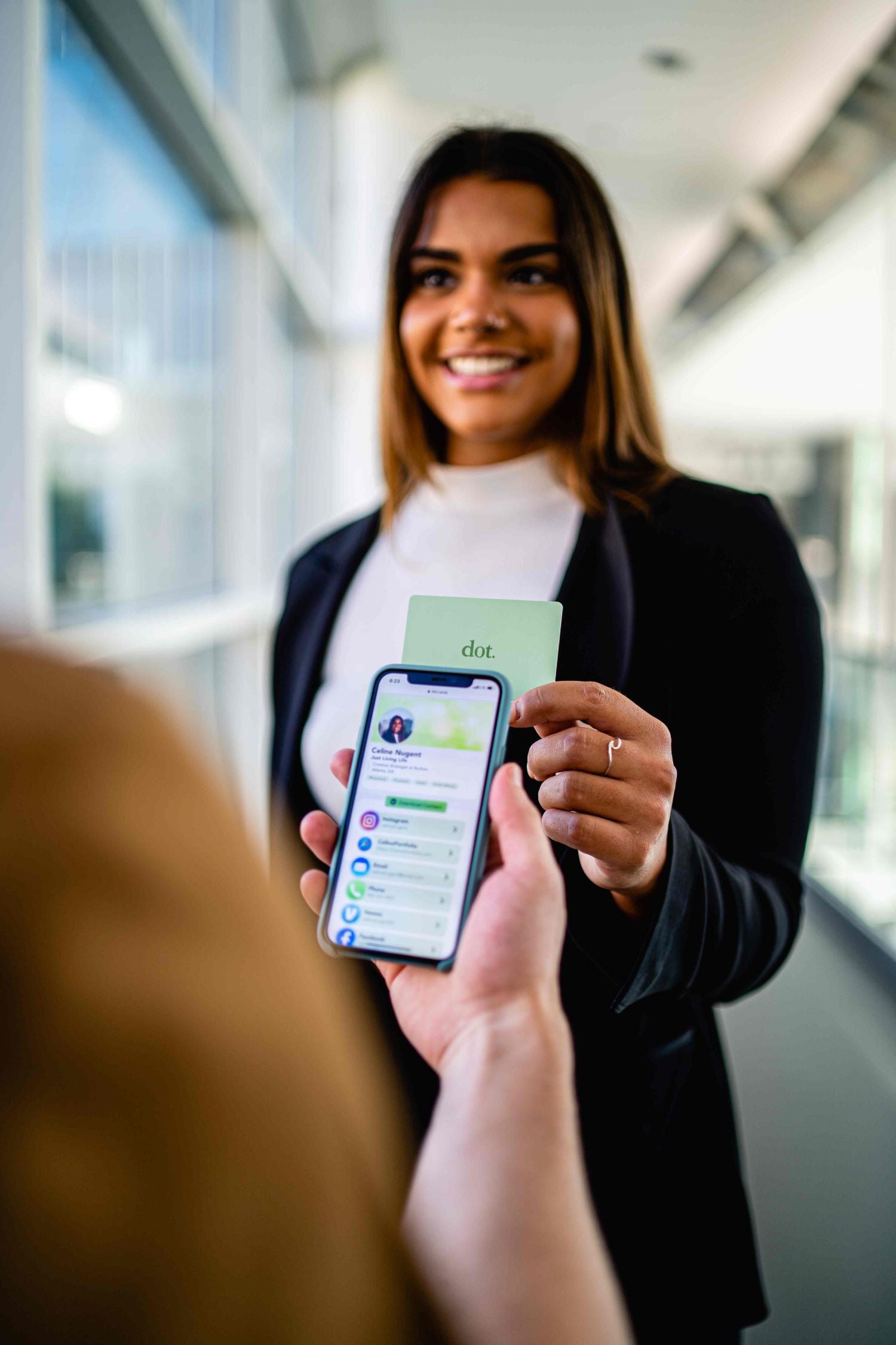 5 Reasons Entrepreneurs are Loving Dot Cards – dot.cards